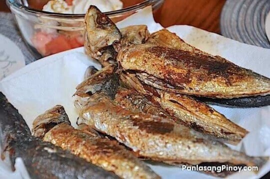 The Simplest Paksiw na Galunggong Recipe - Panlasang Pinoy