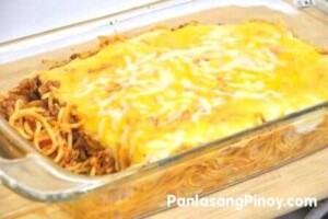 Cheesy Baked Macaroni Recipe - Panlasang Pinoy