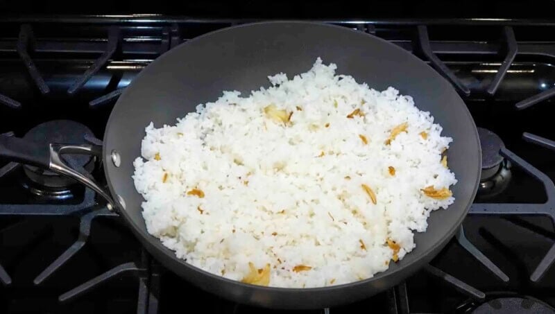 Sinangag Recipe (Filipino Fried Rice) - Panlasang Pinoy