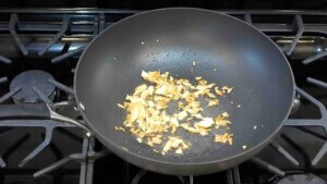 Sinangag Recipe (Filipino Fried Rice) - Panlasang Pinoy