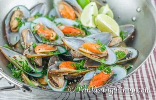 Drunken Mussels Recipe - Panlasang Pinoy