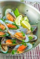 Drunken Mussels Recipe - Panlasang Pinoy