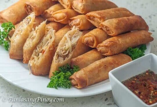 Lumpiang Gulay (Vegetable Egg Roll Recipe) - Panlasang Pinoy