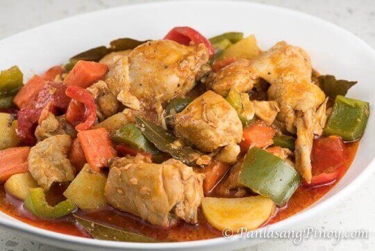 Chicken Afritada with Bell Pepper - Panlasang Pinoy