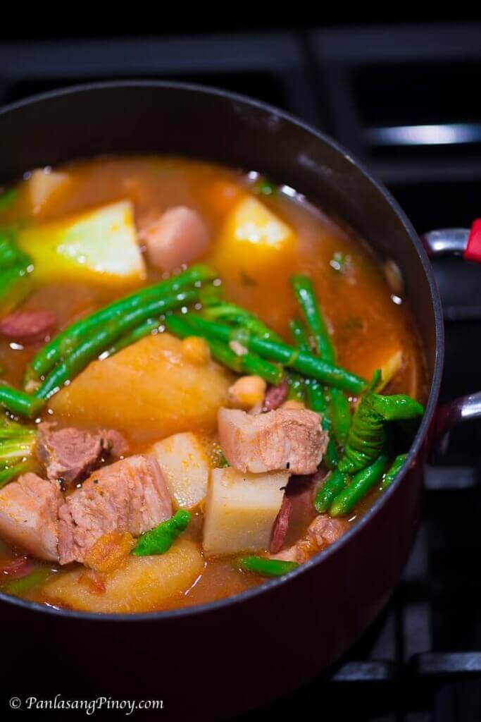 Pork Pochero Recipe - Panlasang Pinoy