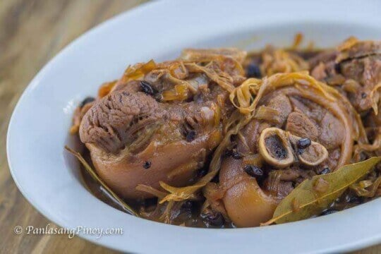 Pata Humba (Braised Pork Hocks) - Panlasang Pinoy