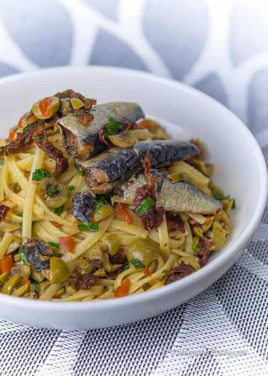 Spanish Sardines Pasta with Sun Dried Tomato and Chopped Olives ...