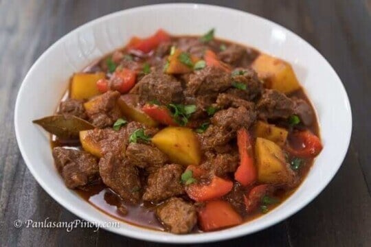 Mechadong Baka Recipe - Panlasang Pinoy