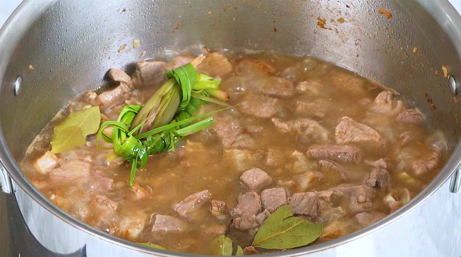 Pork Dinuguan Recipe - Panlasang Pinoy