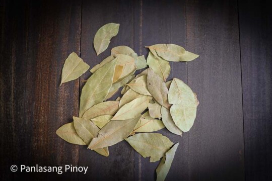 What are Bay Leaves? - Panlasang Pinoy