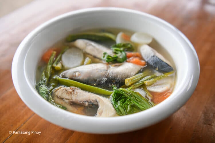 How to Cook Sinigang na Bangus - Panlasang Pinoy