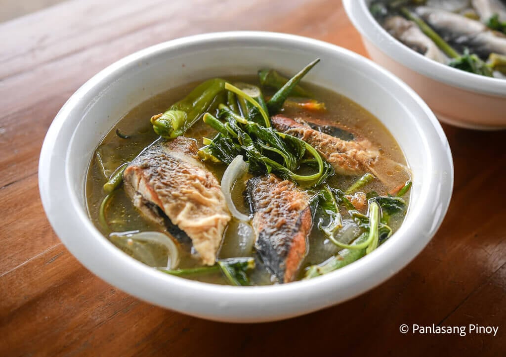 How to Cook Sinigang na Bangus - Panlasang Pinoy