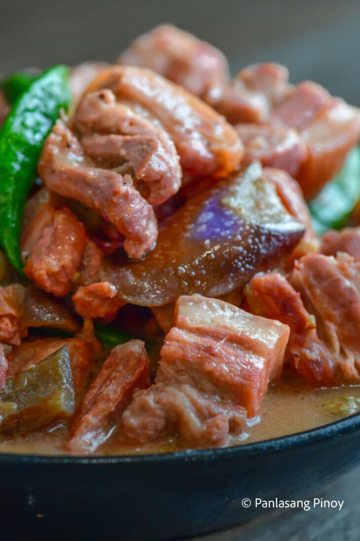 Pork Binagoongan sa Gata - Panlasang Pinoy