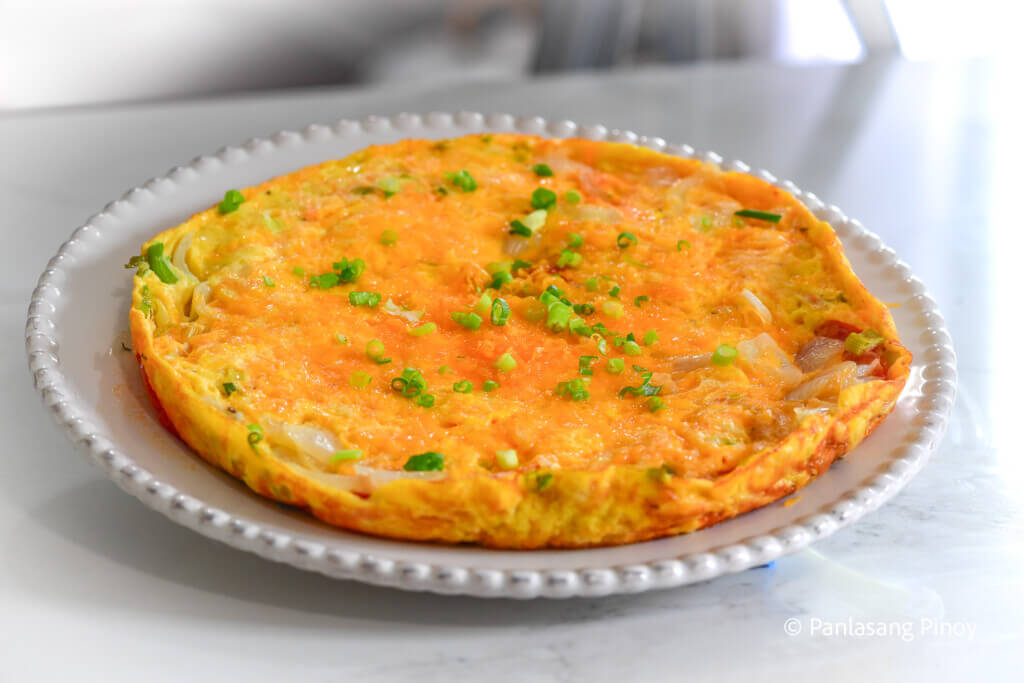 Pinoy Breakfast Omelet and Bacon Garlic Fried Rice - Panlasang Pinoy