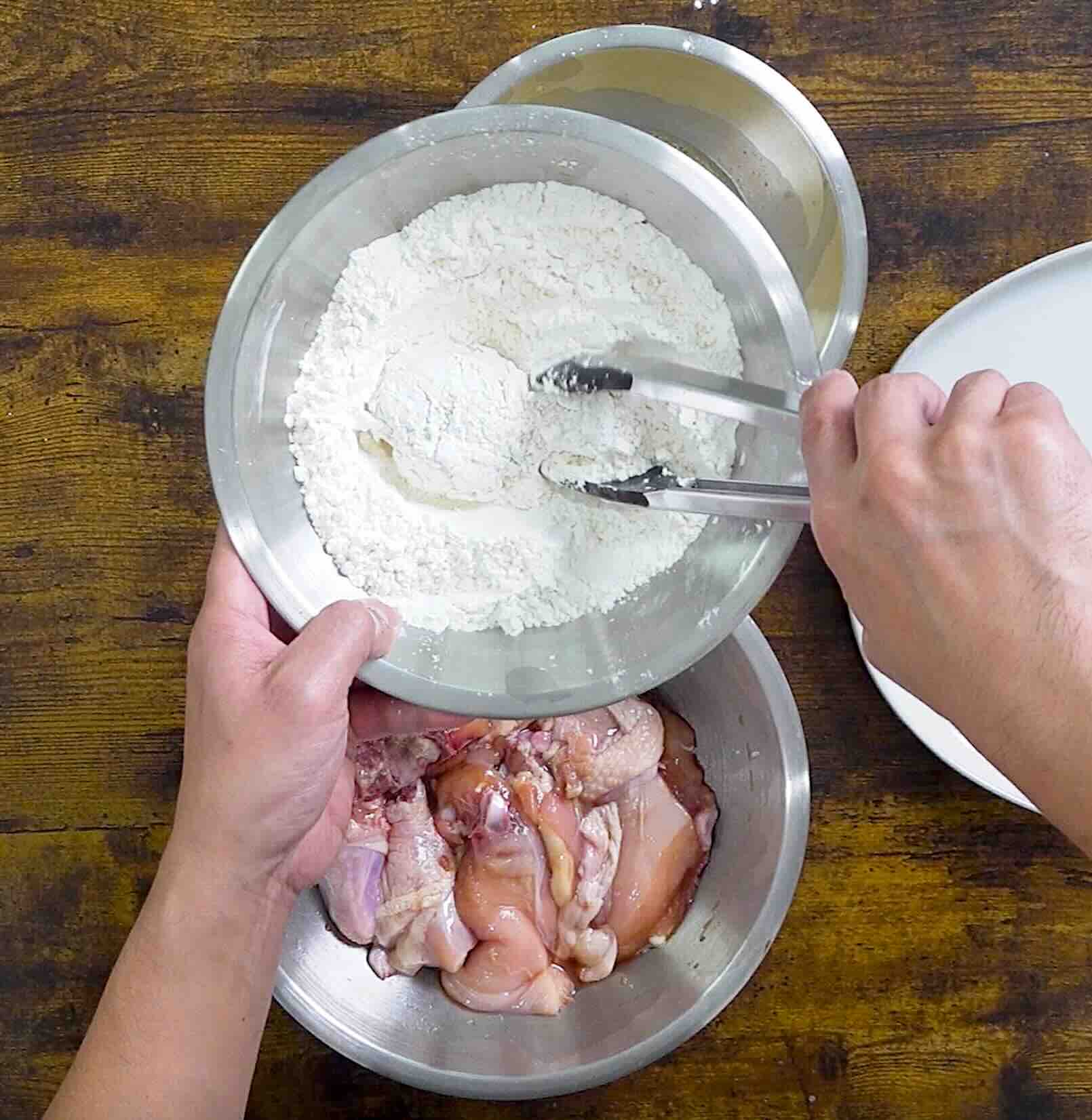 Crispy Fried Chicken with Mushroom Gravy - Panlasang Pinoy