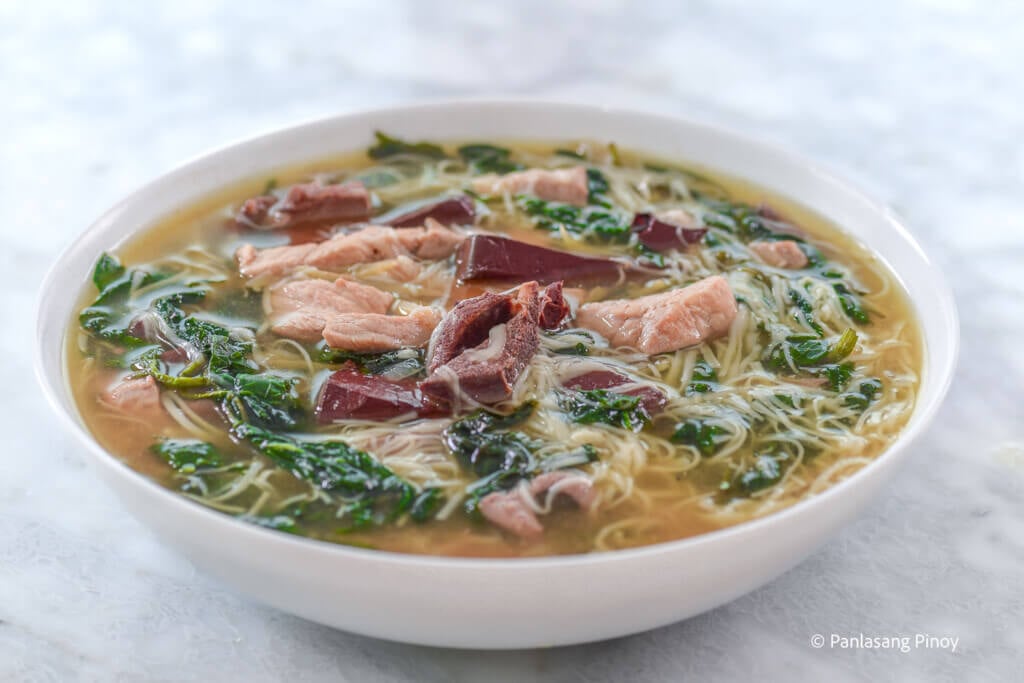 Batchoy Tagalog - Panlasang Pinoy - Street Food Spectacle