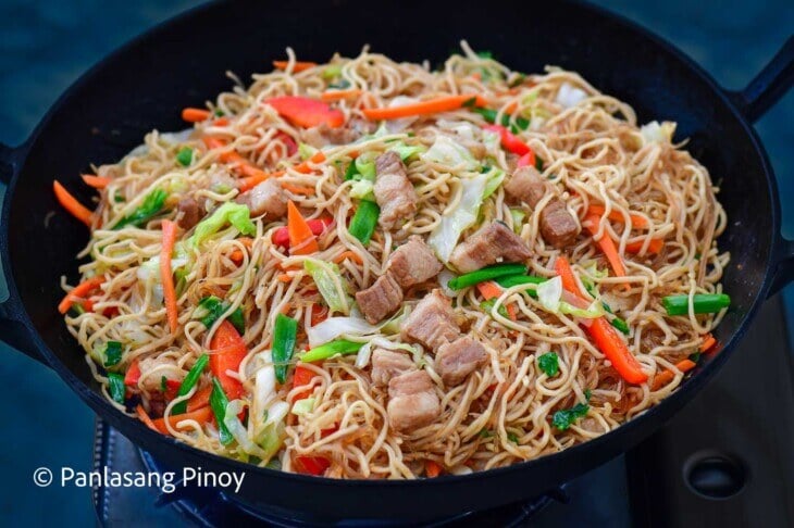 Filipino Pancit Recipe - Panlasang Pinoy