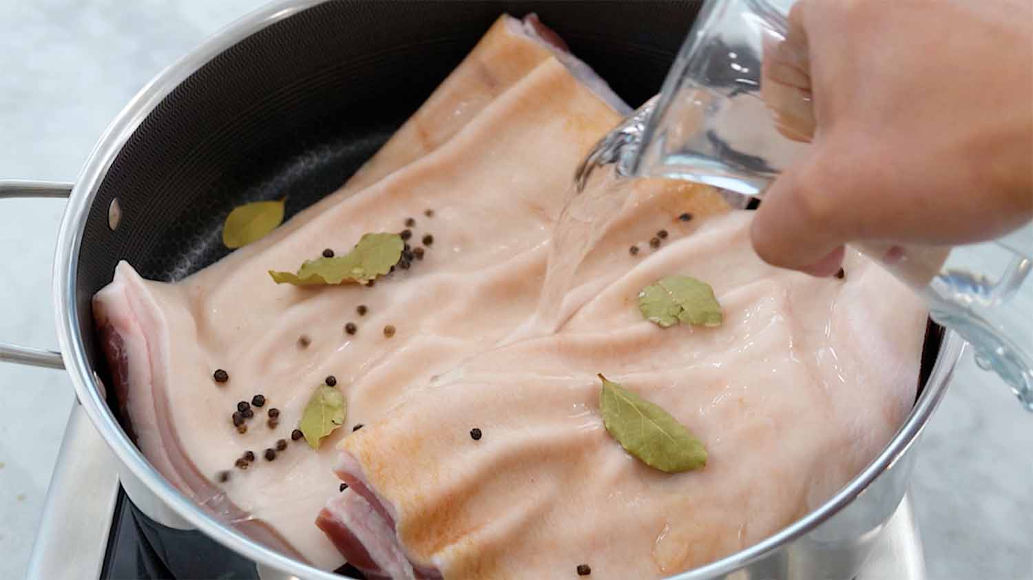 How to Fry Pork Belly (Lechon Kawali) - Panlasang Pinoy