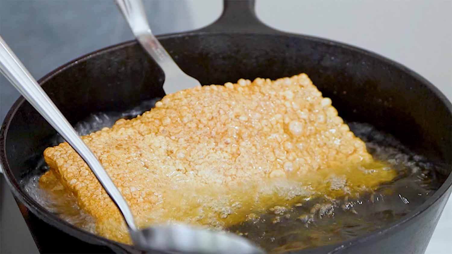 How to Fry Pork Belly (Lechon Kawali) - Panlasang Pinoy