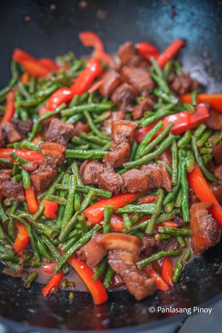 Ginisang Sitaw with Bell Pepper - Panlasang Pinoy