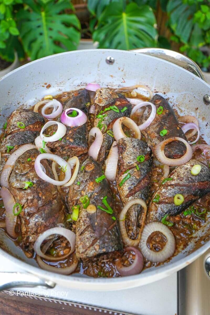 Tulingan Bistek (Braised Bullet Tuna in Soy Sauce and Onion ...