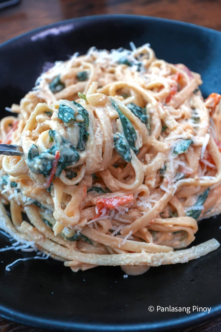 Creamy Tomato and Spinach Pasta - Panlasang Pinoy